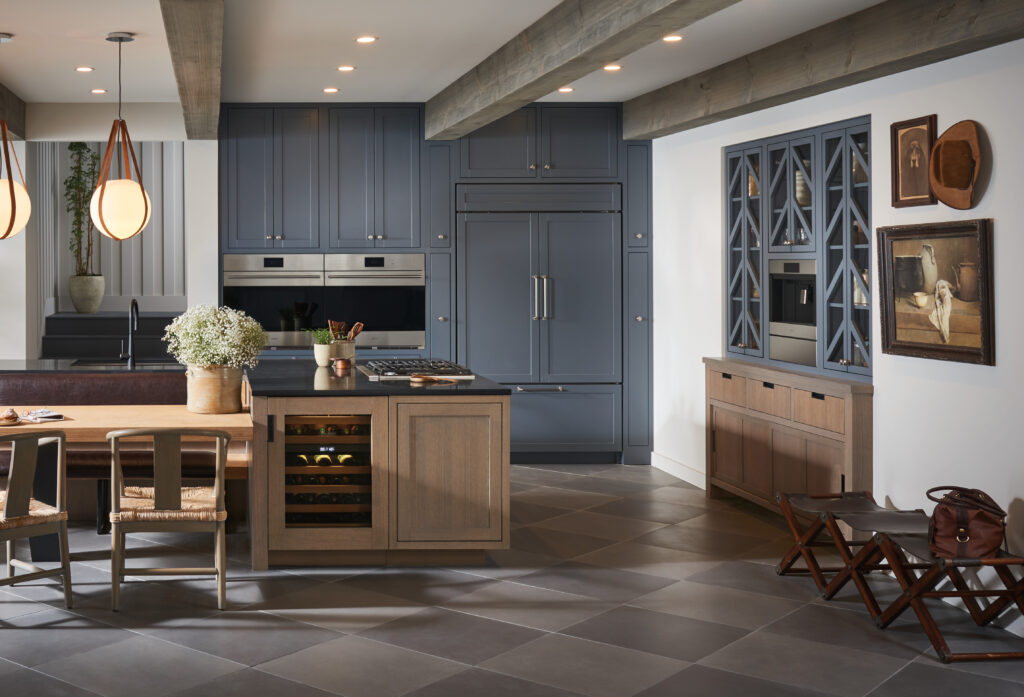 Compare LUXURY KITCHEN APPLIANCES to standard.